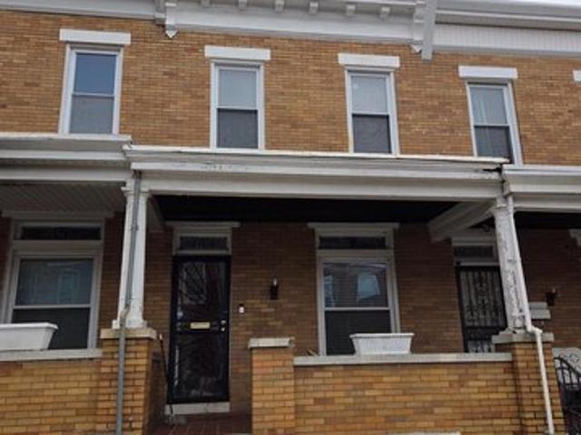 2609 E Hoffman St, Baltimore, MD 21213