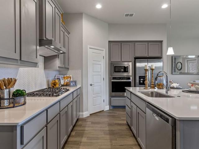 2609 Flycatcher Drive