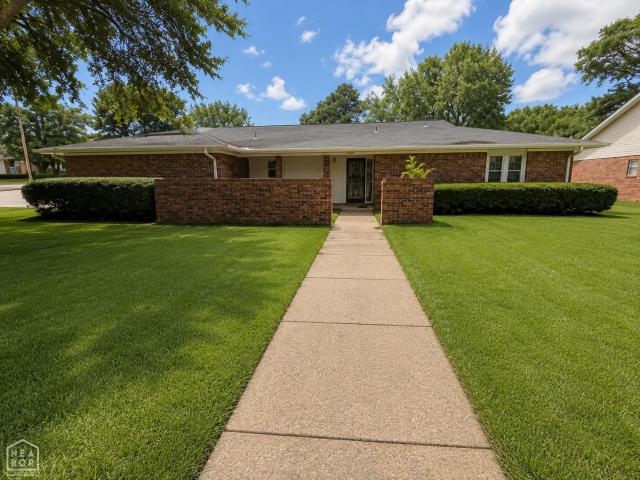 2609 Glenwood Drive