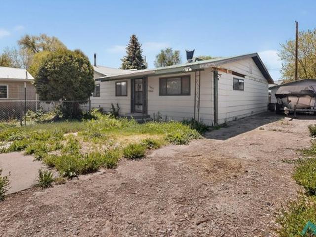 2609 Lujan Ln, Las Vegas, NM 87701