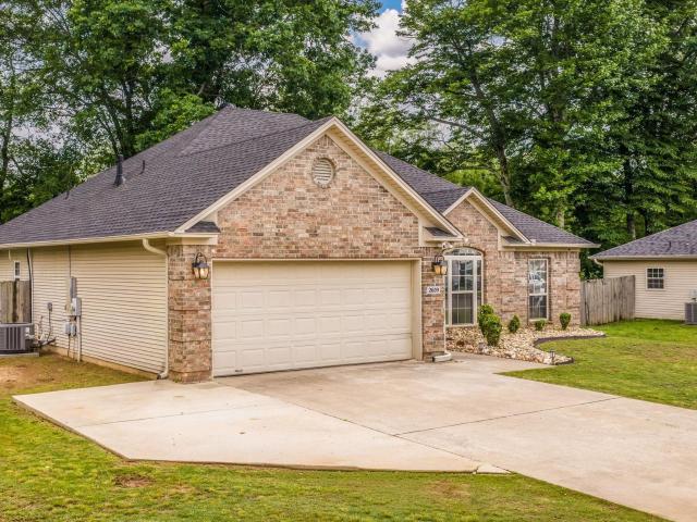 2609 Shadowcreek Drive