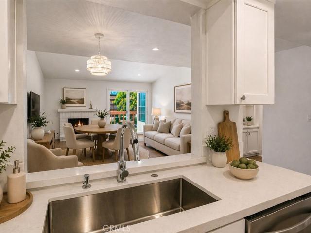 2609 W Cameron Court 224