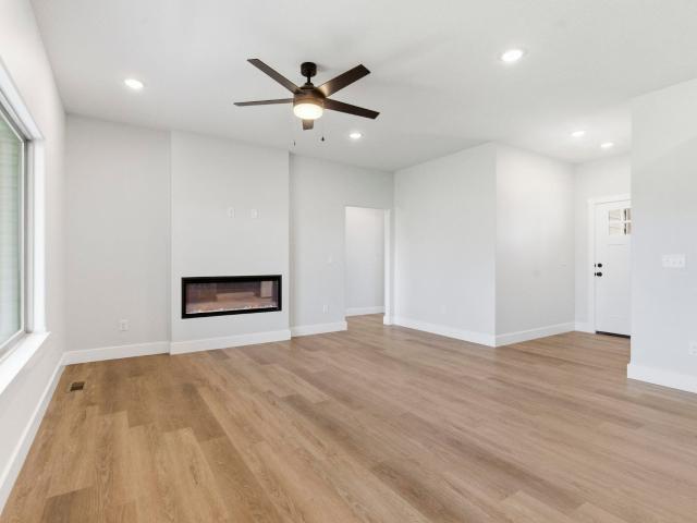 2609 W Webb Road