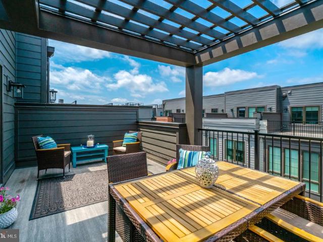 2609 Winchester Walk