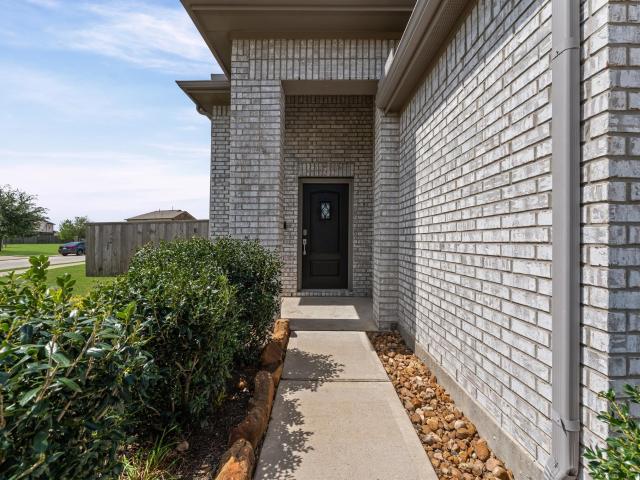 26003 Amber Pearl Drive