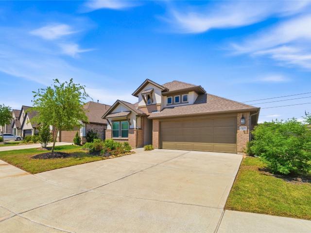 26006 Golden Dawn Trail
