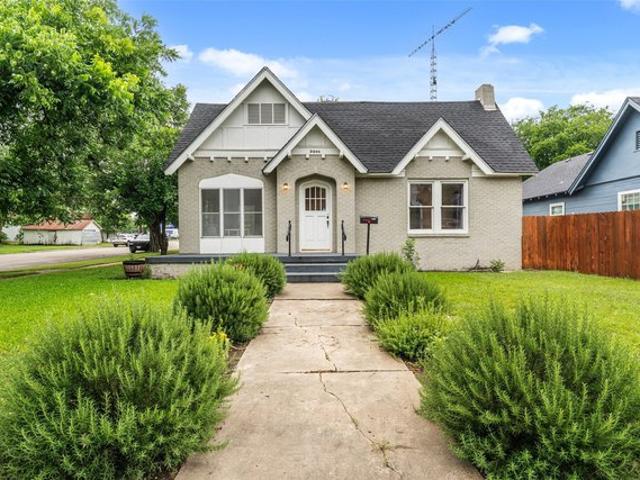 2600 N 17th St, Waco, TX 76708