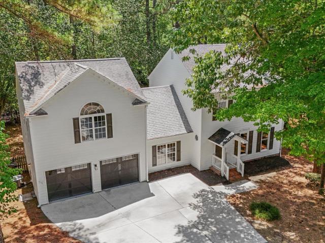 2600 New Oxford Drive