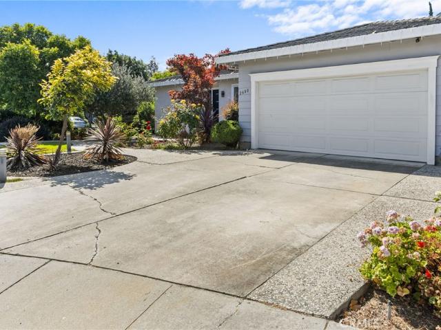 2600 Neves Court