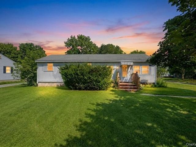 2600 Boisseau Ave, Southold, NY 11971