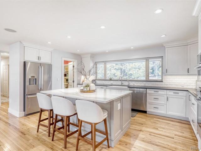 2600 E Eldorado Place