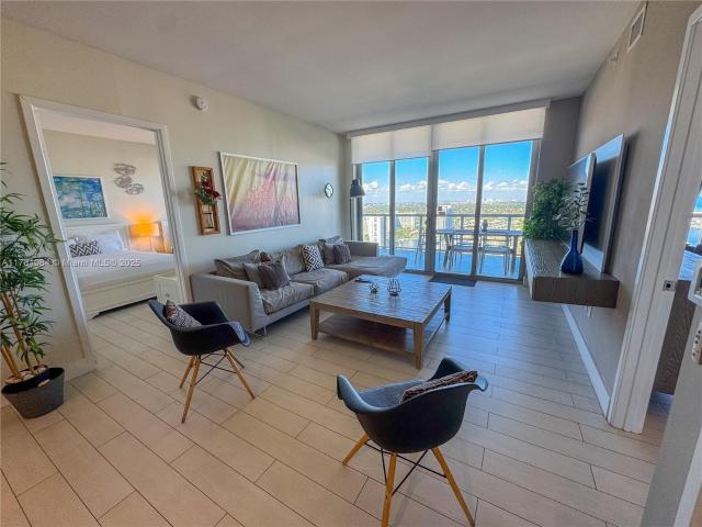 2600 E Hallandale Beach Blvd, Unit T3208, Hallandale Beach, FL 33009 | MLS #A11781 | Compass