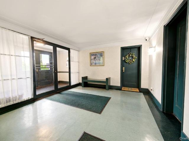 2600 Henry Hudson Parkway, Unit 5B