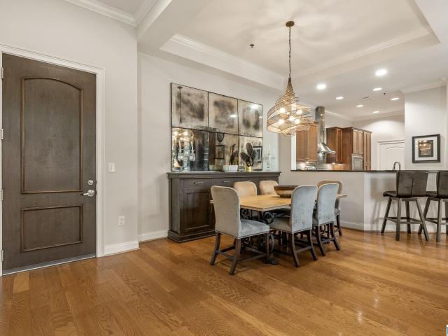 2600 Highland Avenue S # 102