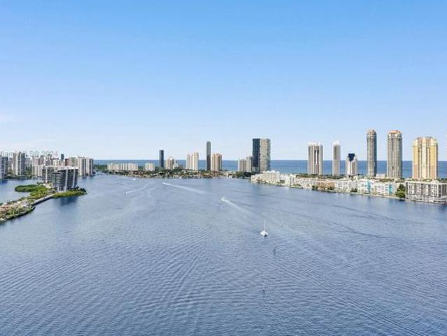 2600 Island Blvd #3001, Aventura, FL 33160