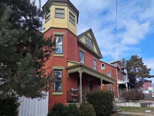 2600 Kutztown Rd, Reading, PA 19605 | Compass