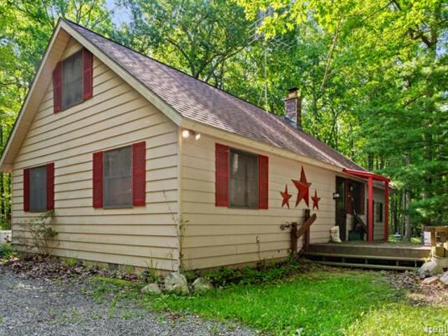 2600 Lucinda Drive