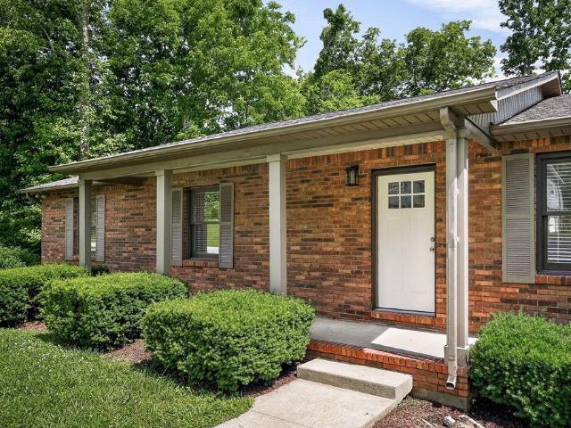 2600 Lake Valley Dr