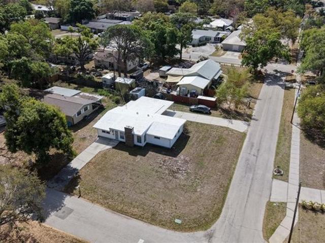 2600 Loma Linda St, Sarasota, FL 34239