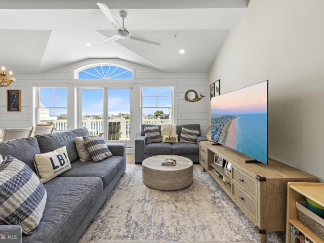 2600 Long Beach Boulevard # 8