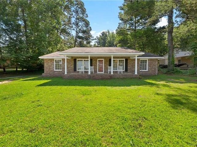 2600 Poyner Dr, Phenix City, AL 36870