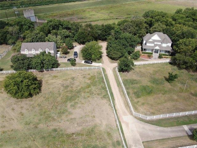 2600 Rosebud Ln, Richland Hills, TX 76118