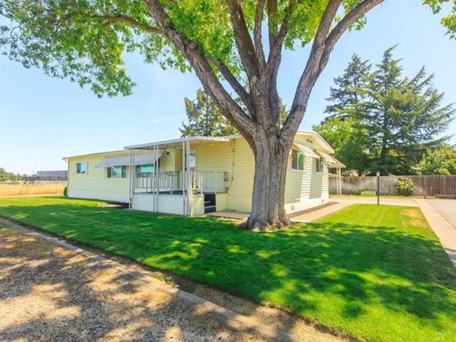 2600 Stearns Way Spc 1B, Medford, OR 97501