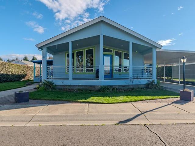 2600 Stearns Way Spc 22A, Medford, OR 97501