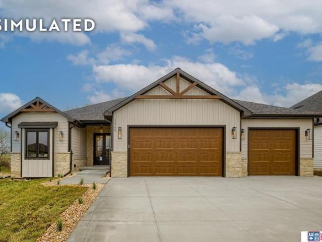 2600 S 102nd St, Lincoln, NE 68520