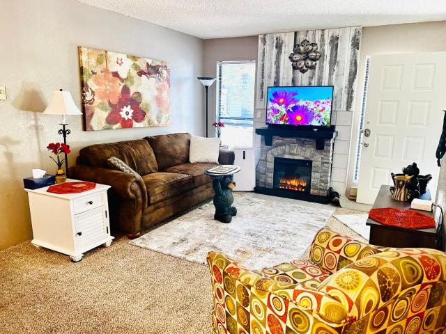2600 S White Mountain Rd, Show Low, AZ 85901 | MLS #7008 | Compass