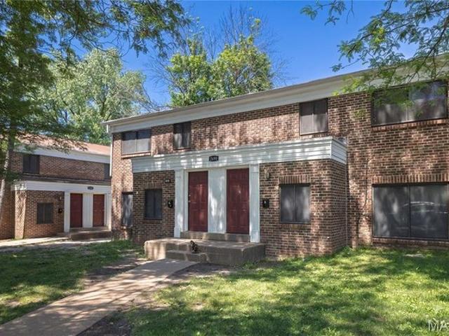 2600 Tyrell Dr, Jennings, MO 63136
