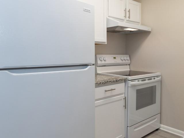 2600 Trollie LLC dba Trollie Lane Apartments 2 Bedroom Apartment for Rent at 2600 Trollie Ln, Jacksonville, FL 32211 Lake Lucina