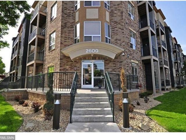 2600 University Ave SE Apt 418, Minneapolis, MN 55414