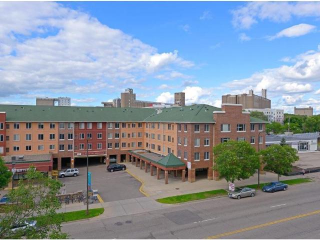 2600 University Avenue SE # 418