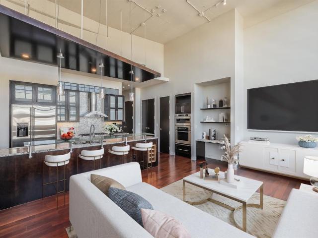 2600 W 7th Street # 2816