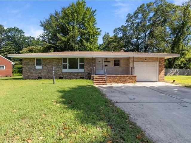 2600 W Weaver Rd, Hampton, VA 23666