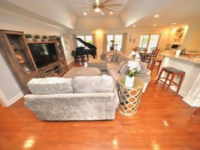 2600 Windcrest Drive