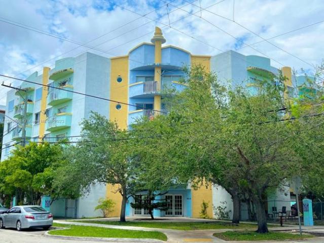 2600 23rd Ct NW #303, Miami, FL 33142