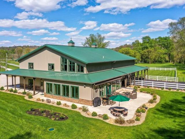 26019 Bailey Rd, Rockbridge, OH 43149