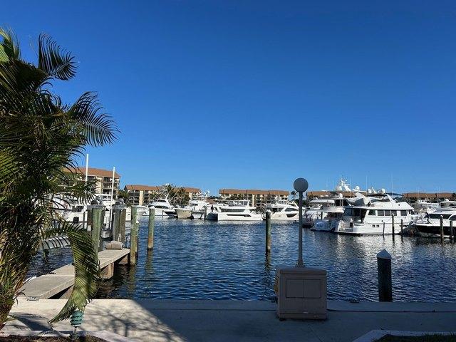 2601 Marina Isle Way Apt 105, Jupiter, FL 33477