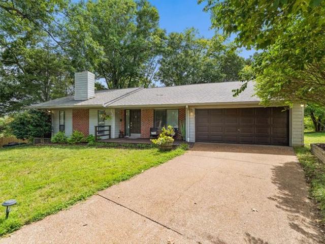 2601 Mesa Dr, Nashville, TN 37217