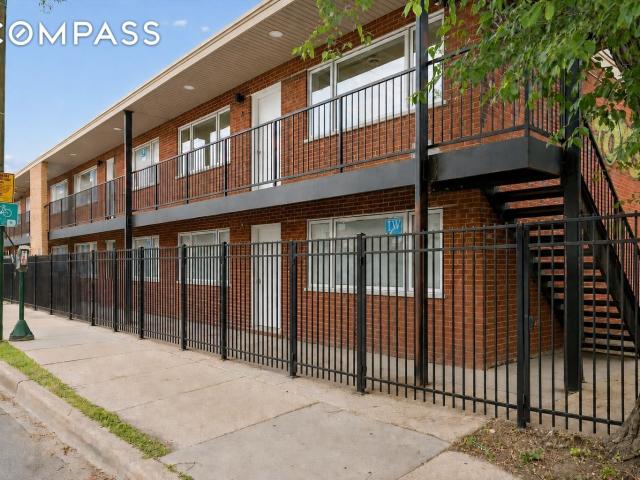 2601 N California Ave 8, Chicago, IL