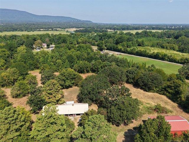 2601 N Witte St, Poteau, OK 74953