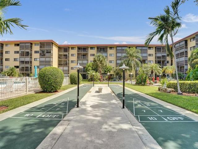 2601 NE 14th Street Cswy Apt 231, Pompano Beach, FL 33062