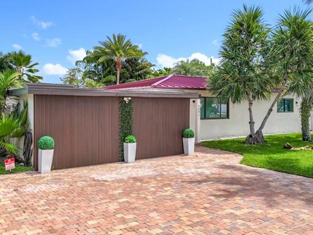 2601 NE 18th St, Pompano Beach, FL 33062