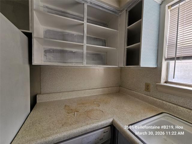 2601 Bellefontaine, Unit B219, Houston, TX 77025 | MLS #91141