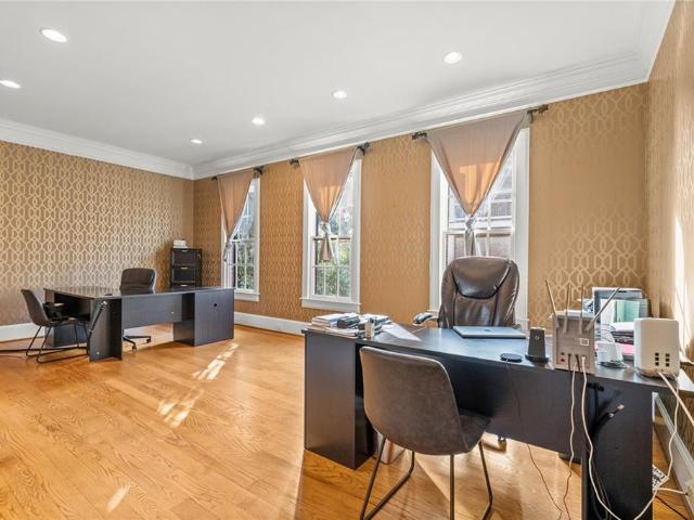 2601 Canterbury Trail