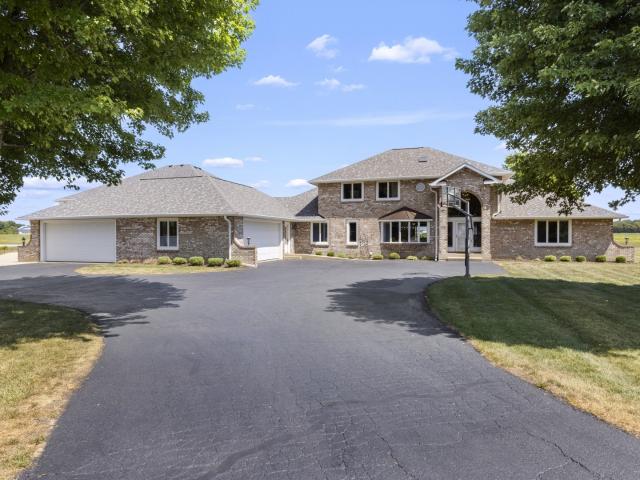 2601 Cessna Circle