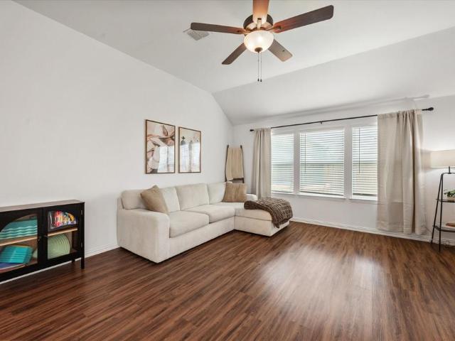 2601 Creswick Drive