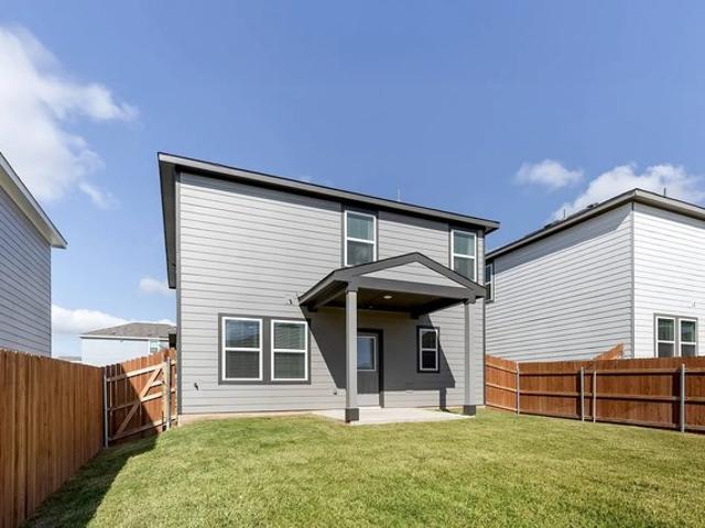 2601 Crystal Bend Dr, Pflugerville, TX 78660